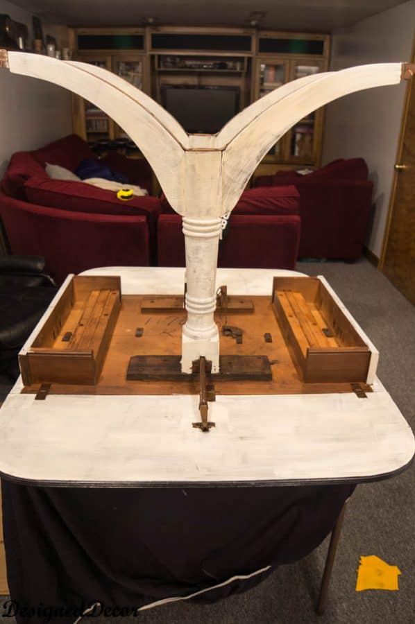 Beautiful Duncan Phyfe Table Makeover with Paint| Step-by-Step Guide