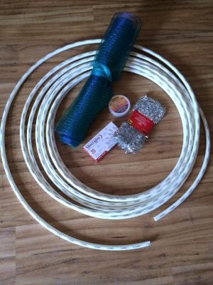 Outdoor Christmas Hanging Light Rings~ Tutorial