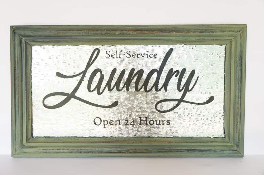 Finishing Touches to the Laundry Room a Fun DIY Laundry Room Sign